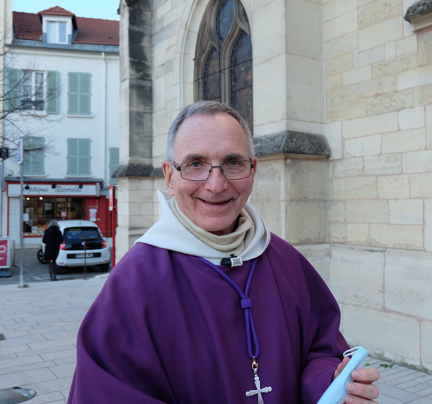 Nos prêtres – Paroisse de Vanves